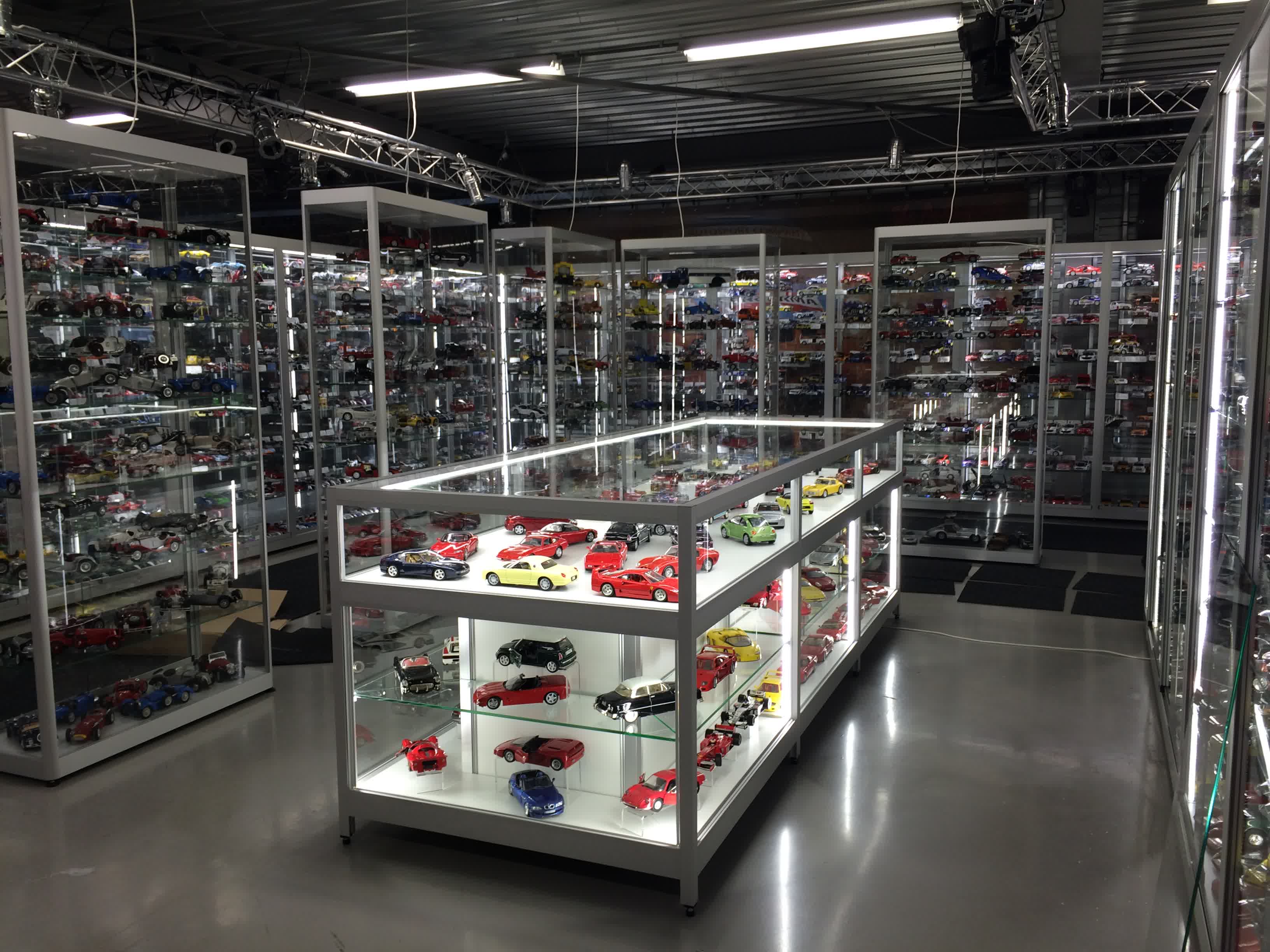 Modelbouw Vitrinekast - vitrinemasters.com