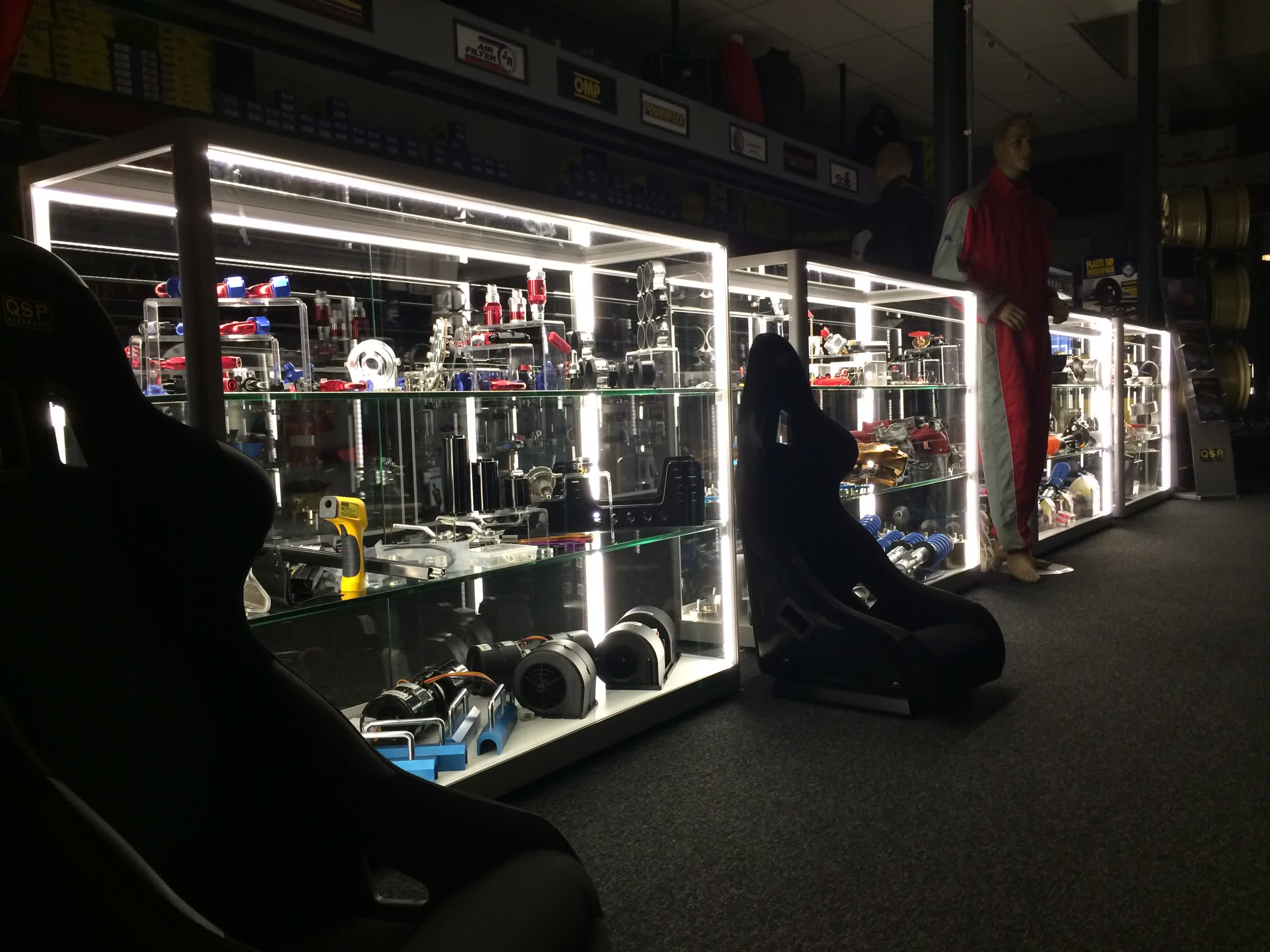 Modelbouw Vitrinekast - vitrinemasters.com