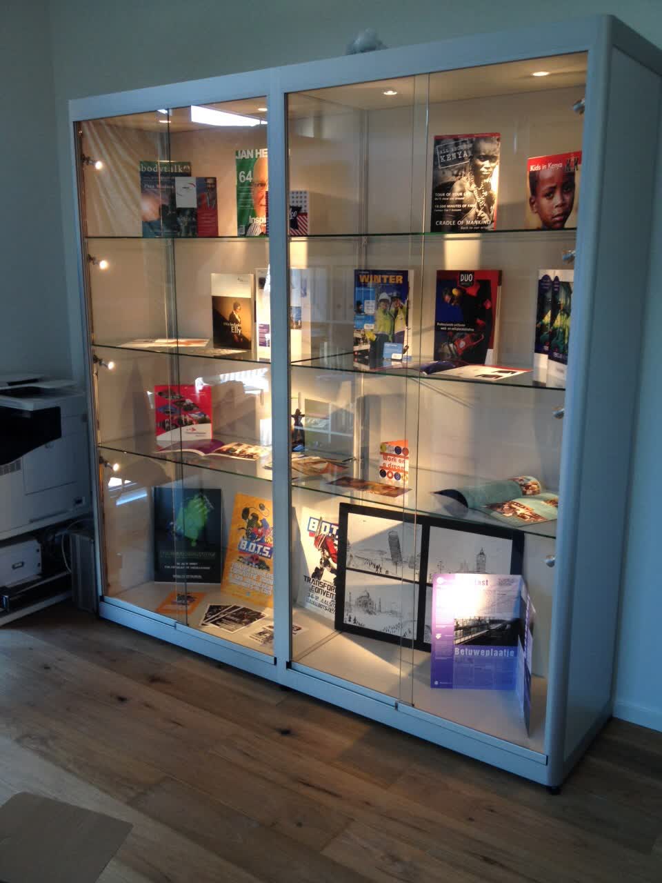 Vitrinekasten Foto's - vitrinemasters.com